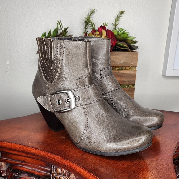 BareTraps | Shoes | Bare Traps Booties | Poshmark